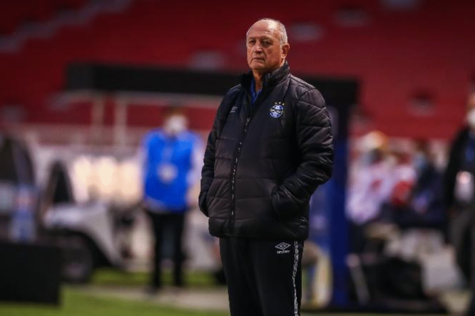 Luiz Felipe Scolari seguirá como coordenador técnico do Grêmio em 2026